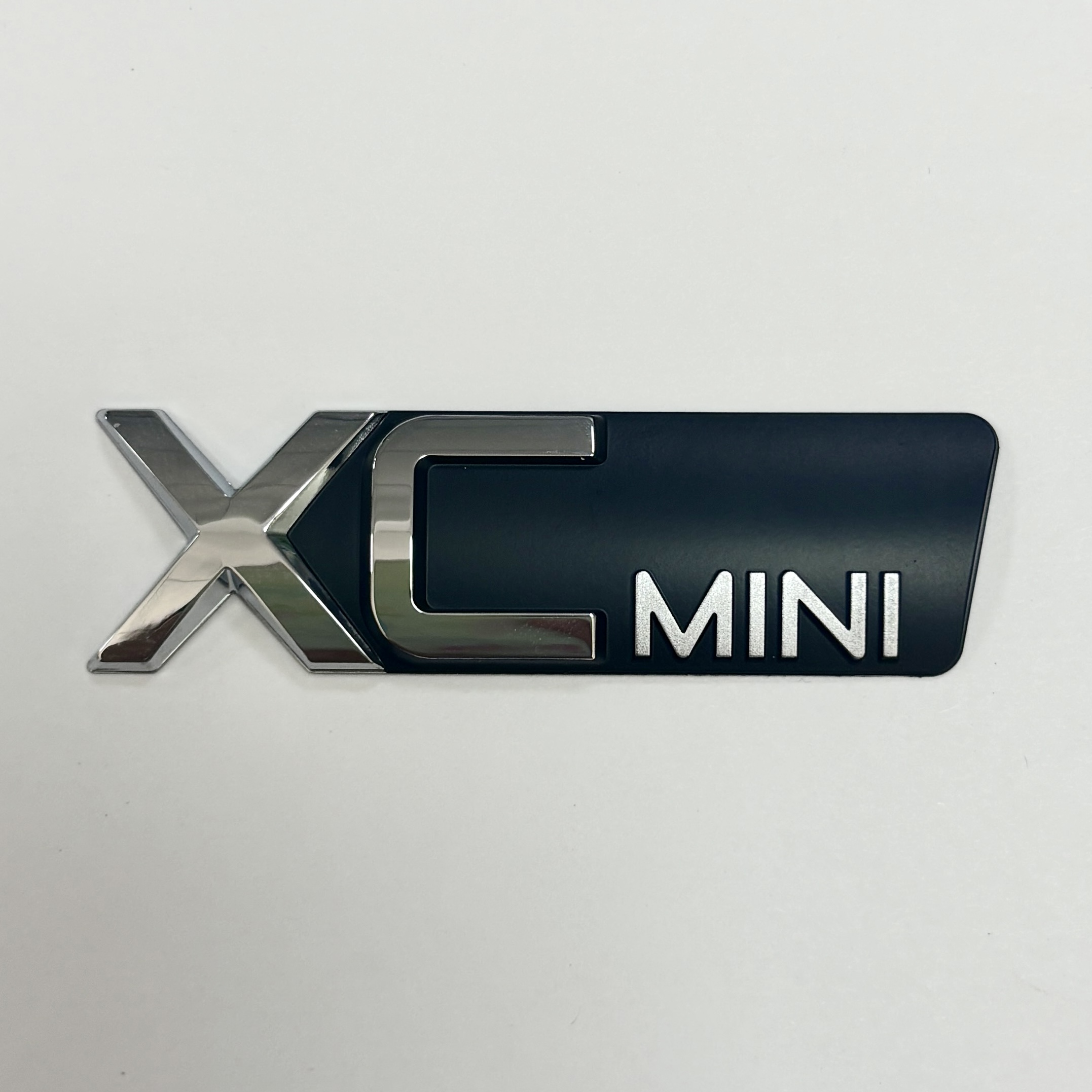 China Custom Punched Nickel Logo Metal 3D Nickel Logo Metal Nameplate ...